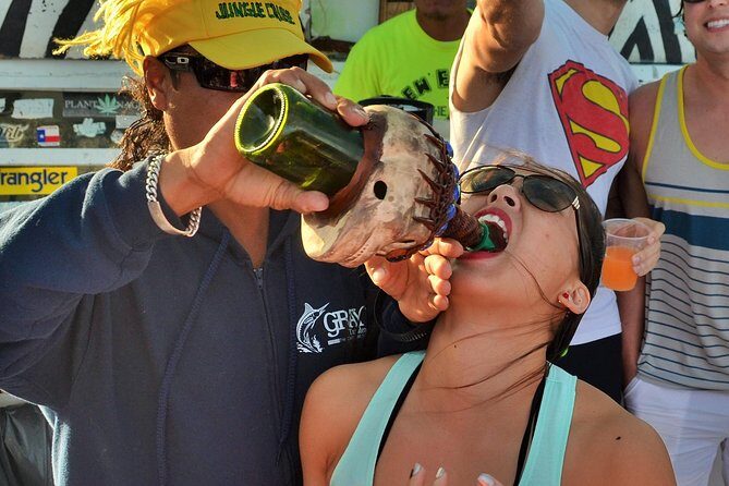 Los Cabos Sunset Booze Cruise - An In-Depth Look at the Los Cabos Sunset Booze Cruise Experience