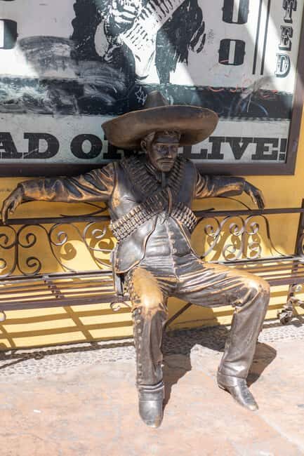 Los Cabos Tour to the Arch in a Transparent Boat - FAQ