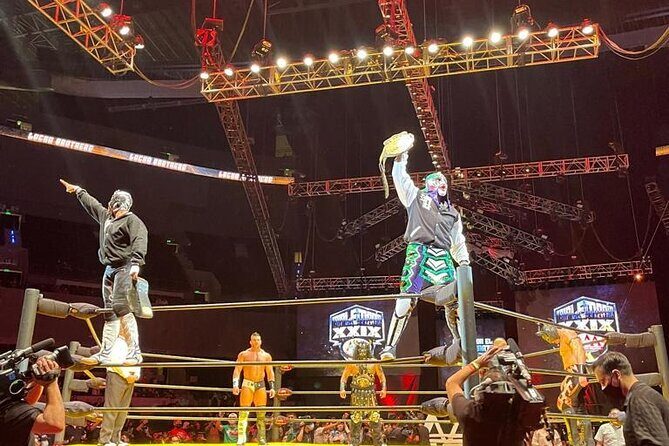 Lucha Libre and Mariachi - The Experience of Lucha Libre