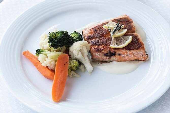 Lunch Menu Bellini Rotary Restaurant - The Menu and Beverages