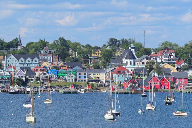 Lunenburg and Mahone Bay 4-Hour Private Escape from Halifax - What’s Included and What to Consider