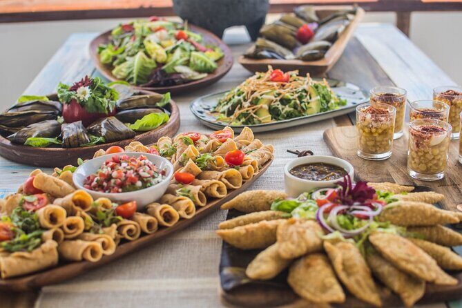 Luxury Cruise with Dinner and Music in Los Cabos - What We Love About This Experience