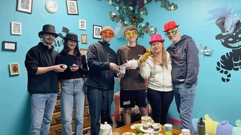 Mad Hatter's Hat - Escapism - Escape Room Experiences - The Experience in Detail