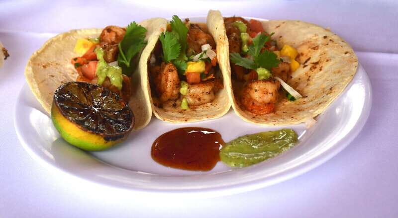 Mahahual: Chacchoben Mayan Ruins and Seven Color Lagoon Trip - Areas to Consider