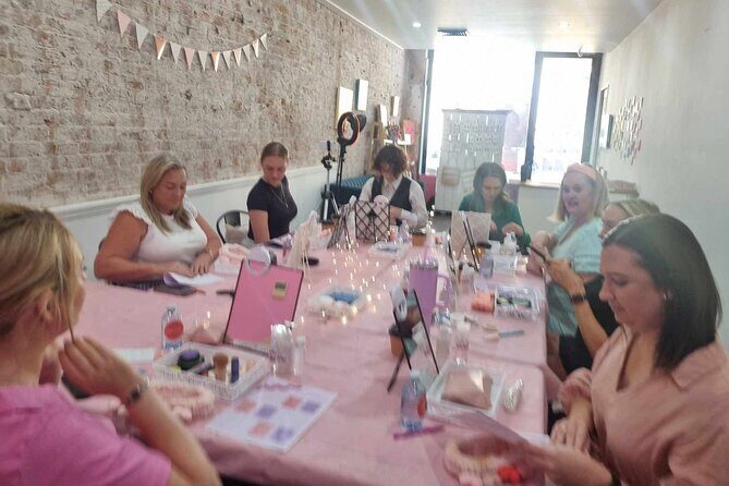 Makeup and Sip Experience with a Professional - Authentic Insights from Participants