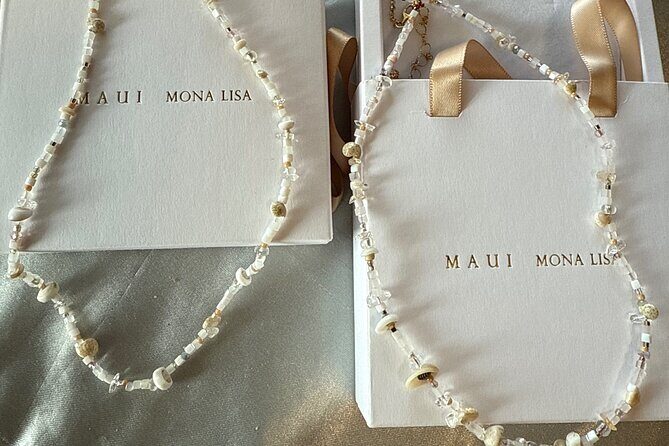 Maui Jewelry Making Class with Puka Shells and Pearls - Exploring the Details of the Maui Jewelry Class