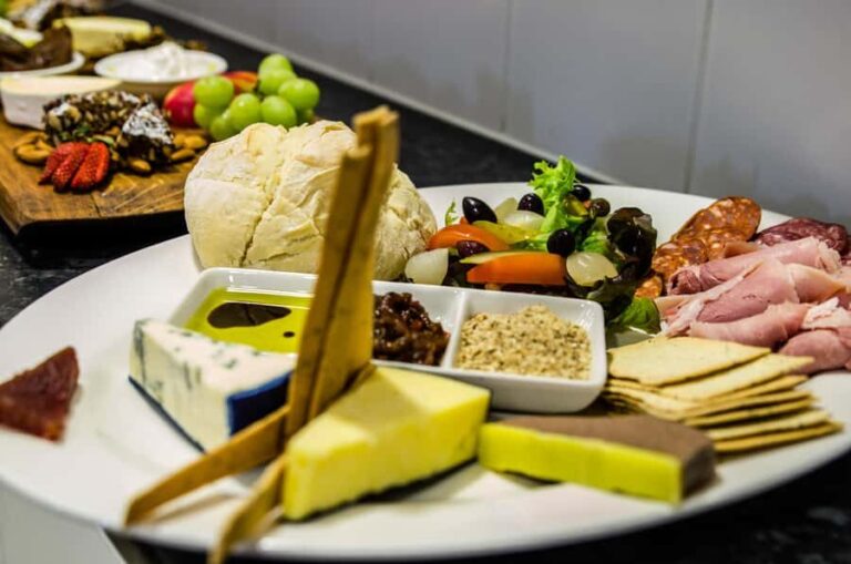 McLaren Vale: Small Group Wine Tour (Includes Lunch) - The Experience in Detail