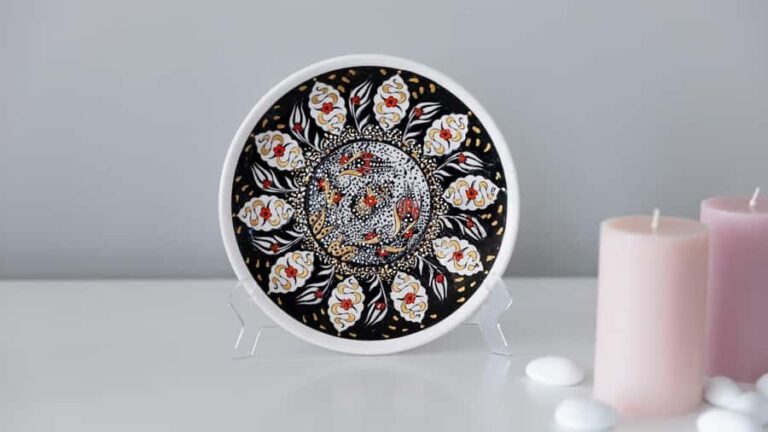 Melbourne: Ceramic Plates & Bowls Paint and Sip Classes - Value and Pricing