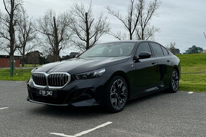 Melbourne Luxury EV Airport Transfer - Who Should Consider This Service?