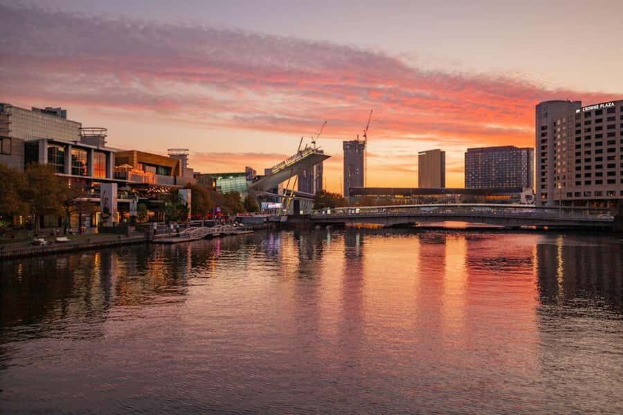 Melbourne: Luxury Sunset Cruise on Yarra River - Authentic Insights from Reviewers