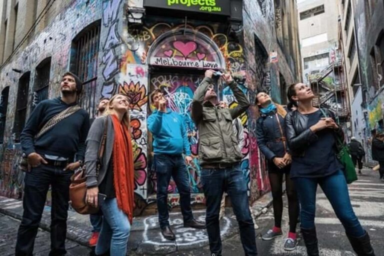 Melbourne : Private Bike Tour With A Guide - What to Expect: Comfort, Flexibility, and Insight