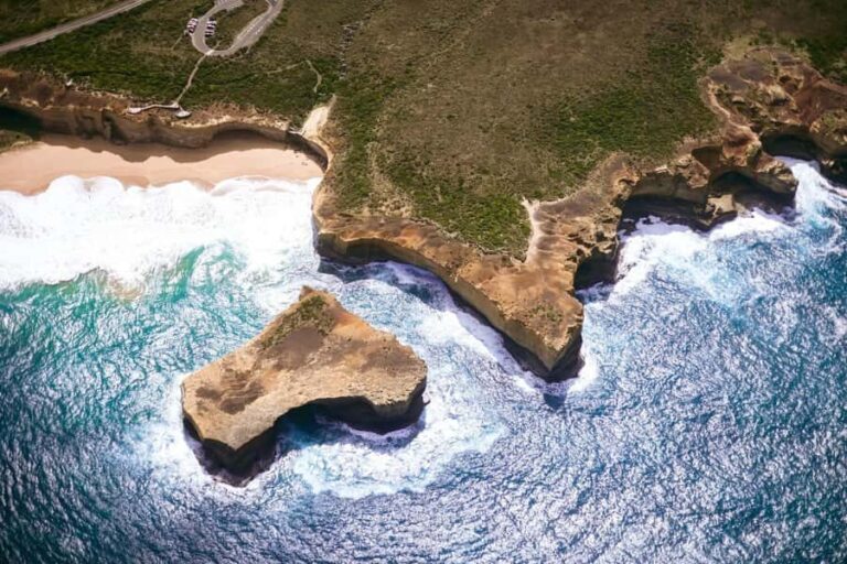 Melbourne: Private Helicopter Flight to the 12 Apostles - Why This Tour Is Worth It