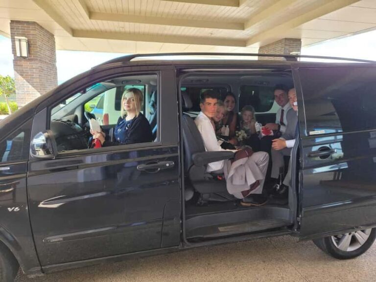 Melbourne to Adelaide Road Trip via Great Ocean Rd - 11 pax - Key Points