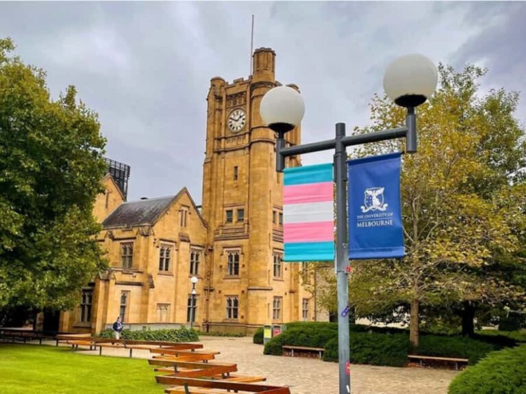 Melbourne: University of Melbourne Guided Walking Tour - The Historic Old Quad and South Lawn