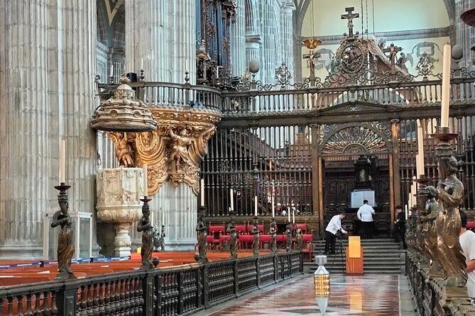 Metropolitan Cathedral Tour Heart of Mexico City - Practical Details and Tips
