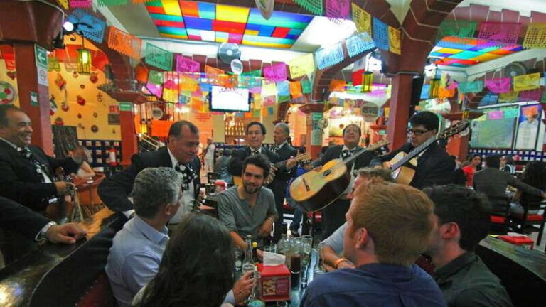 Mexico City: Traditional Mexican Bars of the Historic Center - Why This Tour Offers Great Value