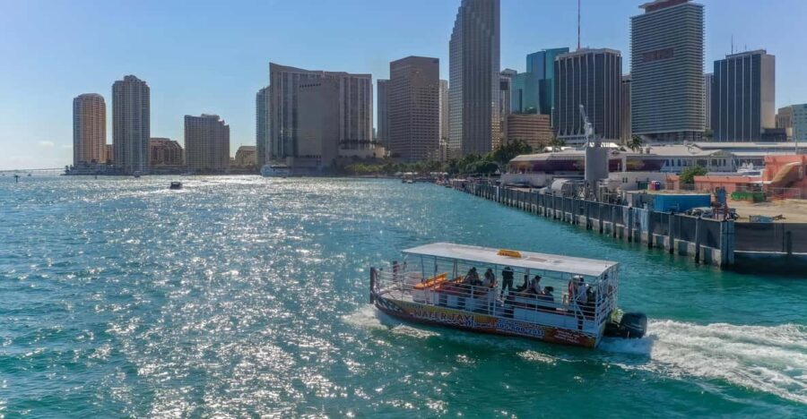 Miami: Skyline Boat Cruise, Millionaire homes & Miami Beach - Who Should Book This Tour?