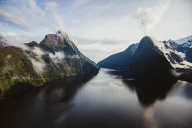 Milford Sound: Aerial Helicopter flight over Mitre Peak - A Closer Look at the Itinerary