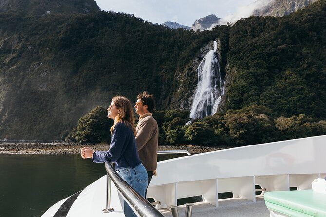 Milford Sound Fly-Cruise-Fly Tour from Queenstown - Practical Tips and Considerations