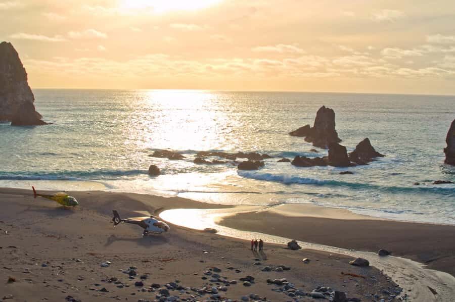 Milford Sound & West Coast Beach Helicopter Tour | 75 mins - An In-Depth Look at the Experience