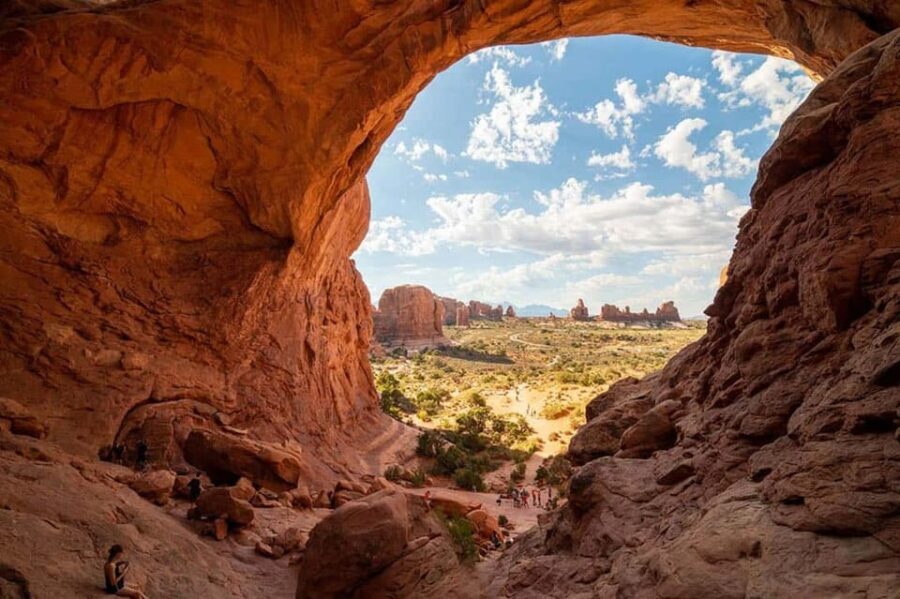 Moab: Arches National Park Sunset Tour - Scenic Drive & Stops