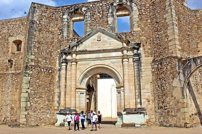 Montealban Tour - Who is This Tour Best Suited For?