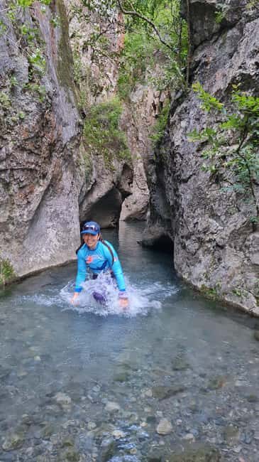 Monterrey: Enjoy a refreshing water crossing Cerro Agujerado - What makes this tour special?