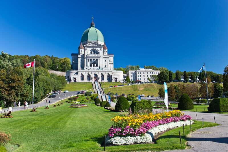 Montreal: Small Group Tour with River Cruise and Notre Dame - Exploring Mont Royal and its Surroundings