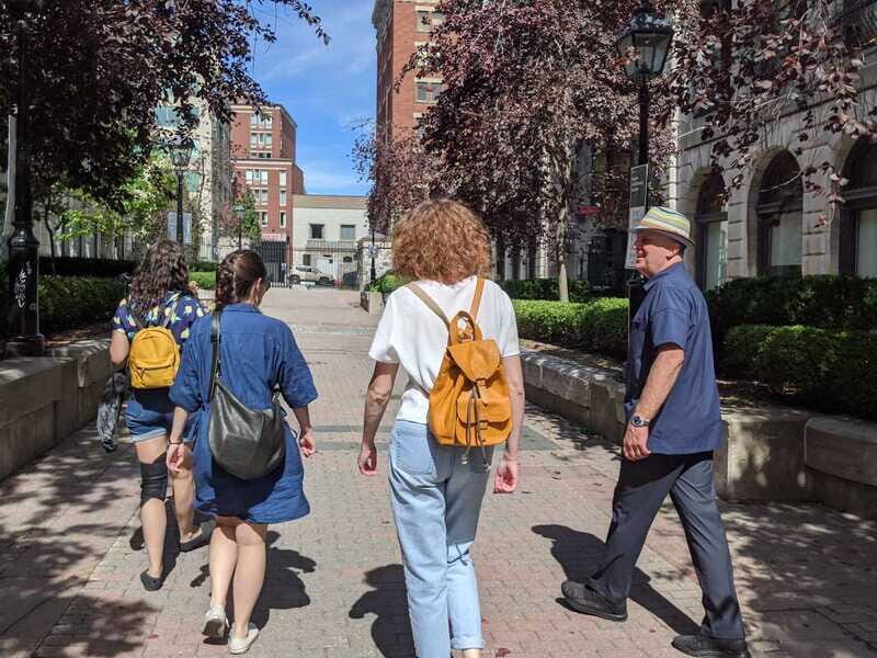 Montréal: The Original Old Montréal Walking Tour - Why the Small Group Size Matters