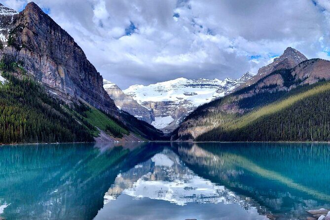 Moraine Lake, Lake Louise, Banff Town, Johnston Canyon from Banff - The Practical Side: Transportation, Duration, and Cost