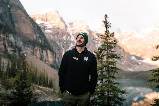 Moraine Lake Sunrise: Premium Tour from Canmore & Banff - What the Reviews Reveal