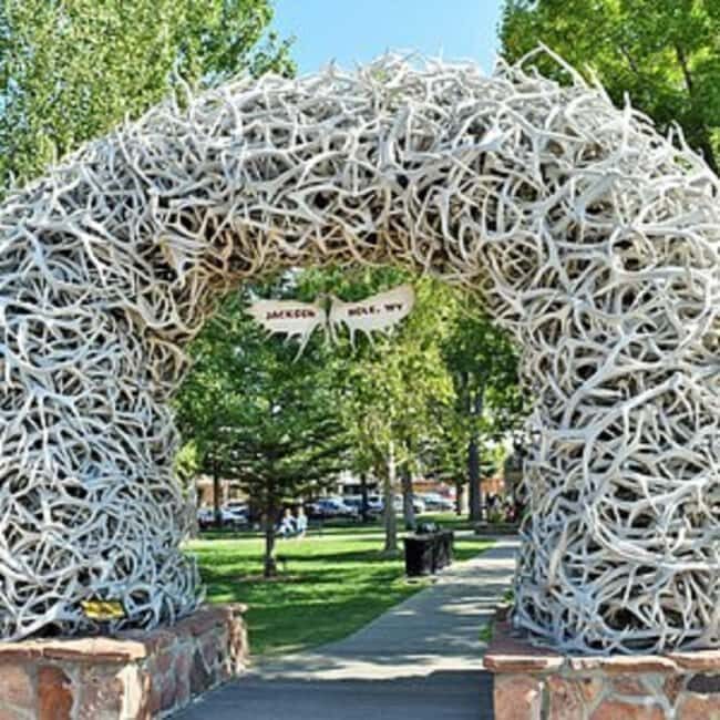 Mt Rushmore Yellowstone & Arches National Parks 7-day Tour - A Deep Dive into the 7-Day Itinerary