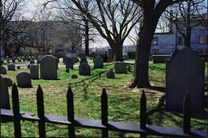 Multilingual Self-Guided Audio Ghost Tour in Salem - FAQ