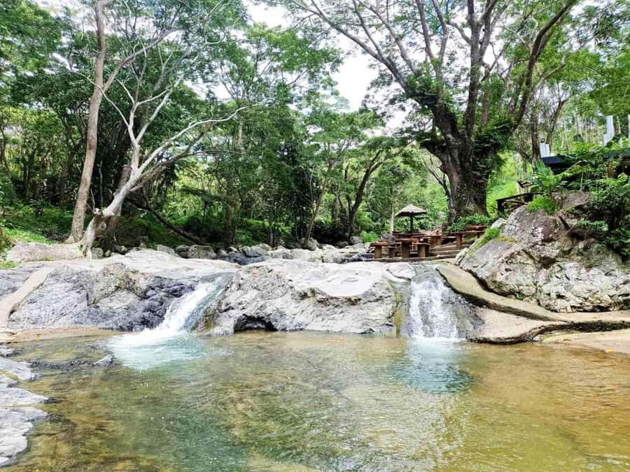 Nadi: Zipline, Waterfalls, and Jungle Safari Tour with Lunch - The Value and Practical Details