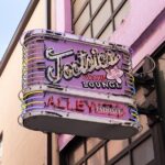 Nashvilles Famous Ghosts Self Guided Audio Walking Tour - Southern Turf Club and its Ghostly Guests