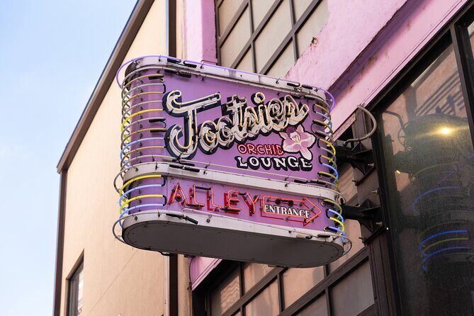 Nashvilles Famous Ghosts Self Guided Audio Walking Tour - Southern Turf Club and its Ghostly Guests