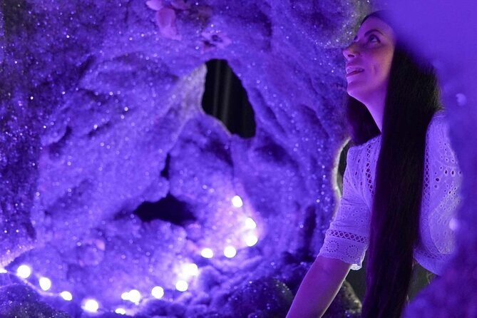 Near Gold Coast: Crystal Castle Admission Ticket - FAQ