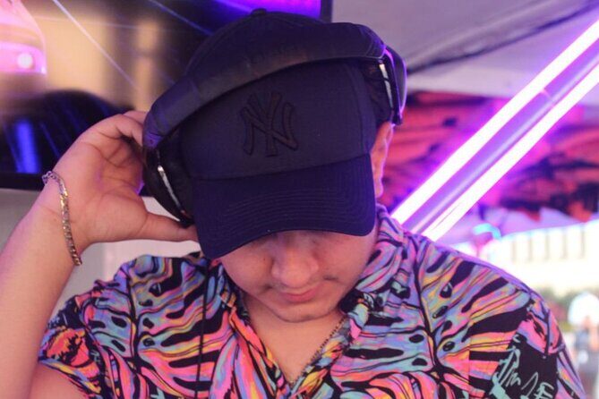 neon party - The Real Experience: Highlights & Challenges