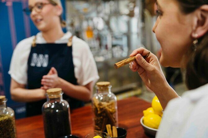 Never Never Distilling Co. Premium Gin Masterclass - The Value of the Setting and Guides