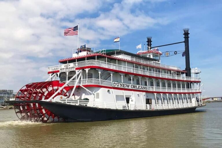 New Orleans: Daytime Steamboat Jazz Cruise + Optional Lunch - The Meal: Creole Lunch or Not?