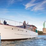 New York City: Mini Yacht Boat Ride with Sightseeing - Why This Tour Stands Out