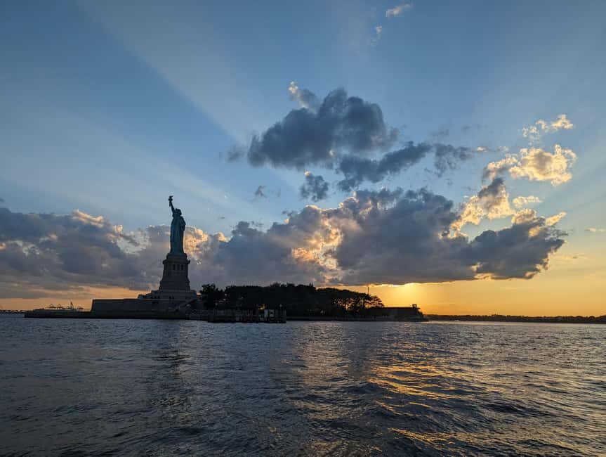 New York City: Statue of Liberty Sailing Charter - The Boat & Deck Features
