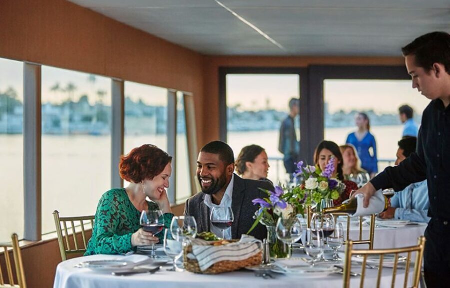 Newport Beach: City Cruises Weekend Dinner Cruise with DJ - The Music and Atmosphere