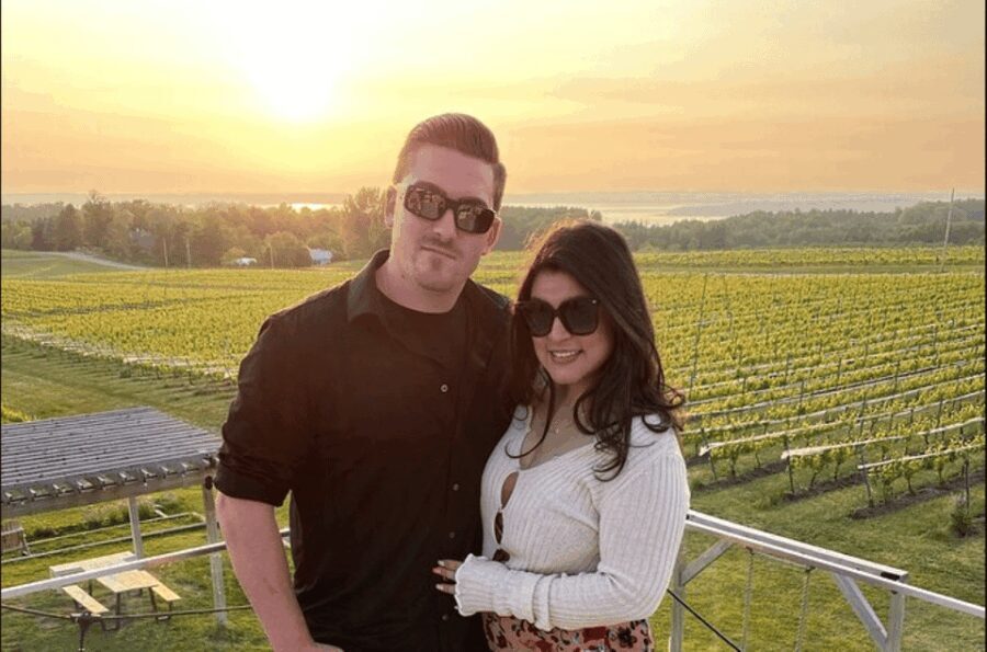 NON BUS Old Mission Wine And Distillery Sunset Tour - 4 STOP - Who Should Consider This Tour?