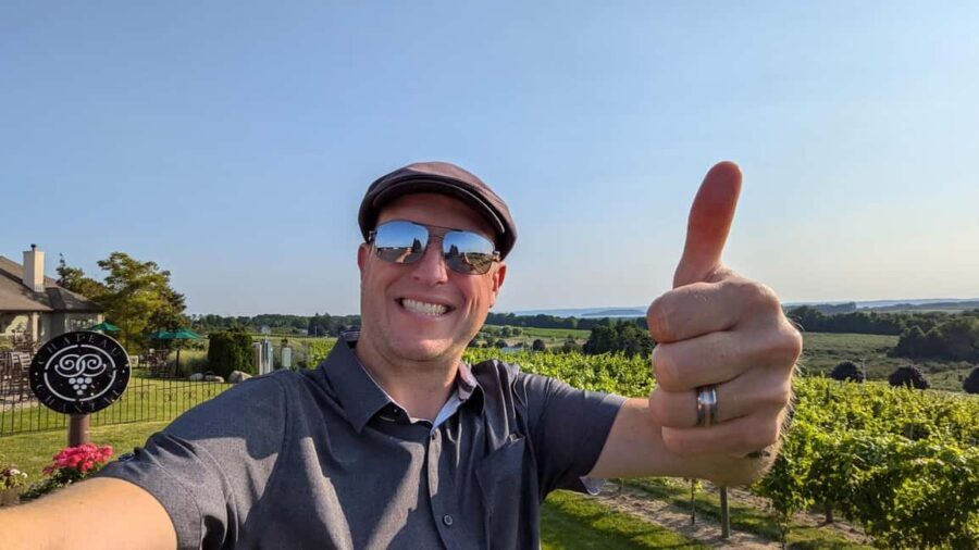 NON BUS Traverse City Left Foot Charley Leelanau Wine Tour - Who This Tour Is Best For