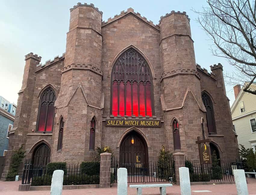 North Chelmsford: The Salem Witch Museum & Memorial Tour - An In-Depth Review of the Salem Witch Museum & Memorial Tour