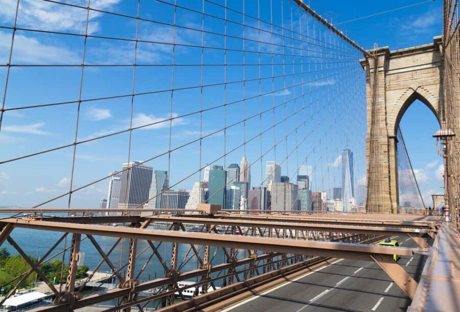 NYC: Brooklyn Bridge, DUMBO, and Skyline Small Group Tour - What’s Included & What’s Not