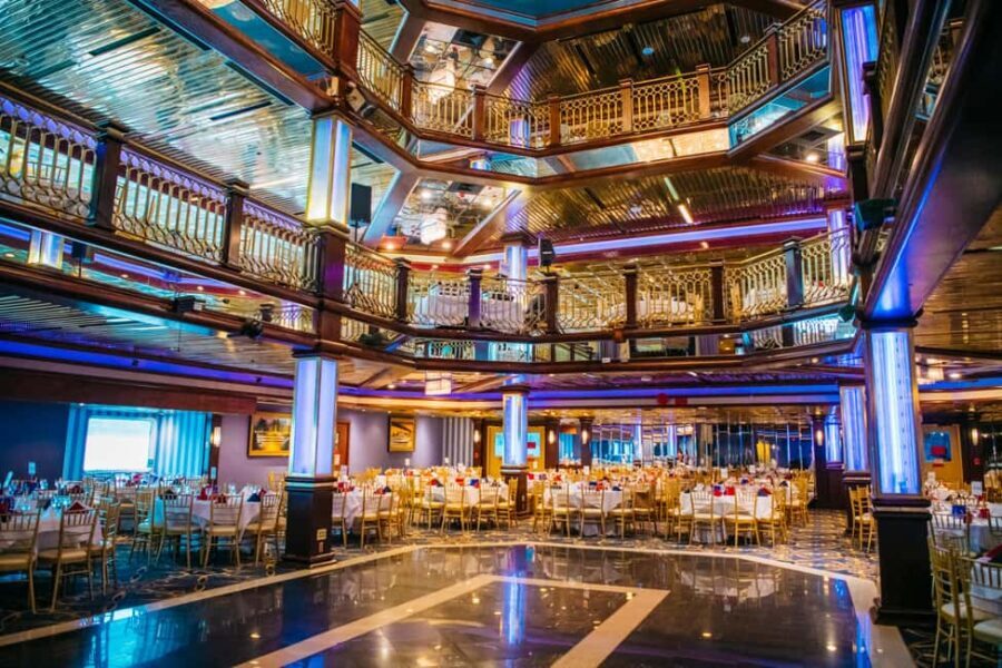 NYC: Cornucopia Majesty New Year's Eve Party Cruise - The Experience in Detail: Pros and Cons