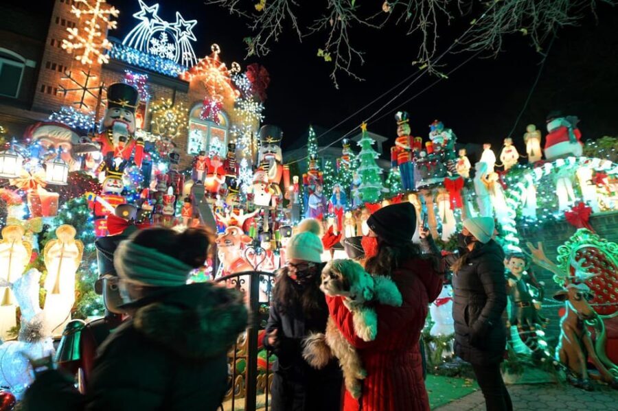 NYC: Dyker Heights and NYC Holiday Lights Luxury Bus Tour - Final Thoughts
