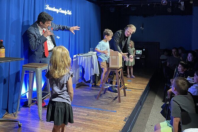 NYC: Magic Show for All Ages - Broadway Magic Hour (Times Square) - What to Expect from the Itinerary